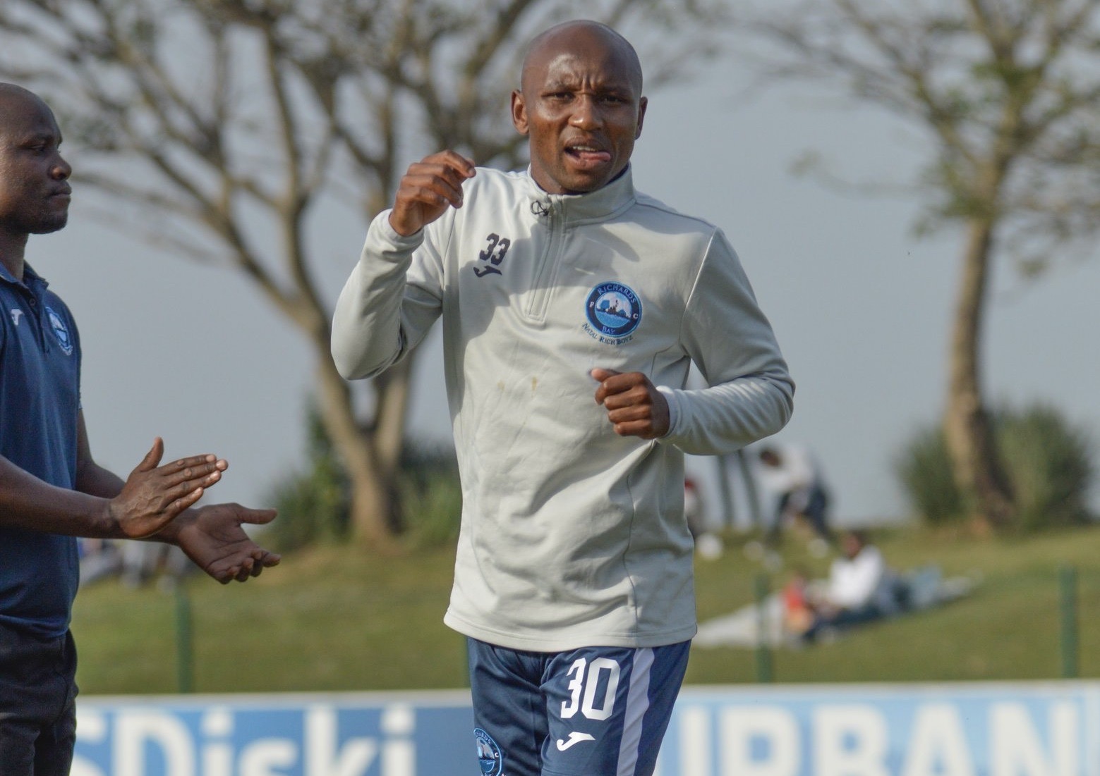 AmaZulu eye Richards Bay star Sanele Barns